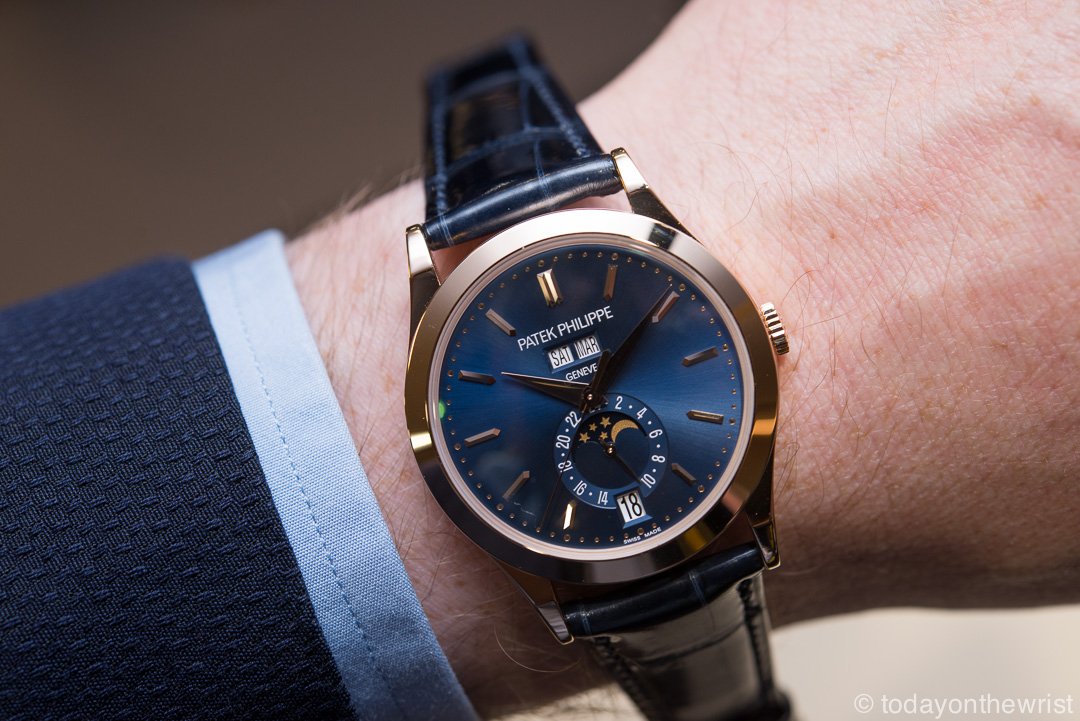 Patek Philippe 5396R в розовом золоте с синим циферблатом